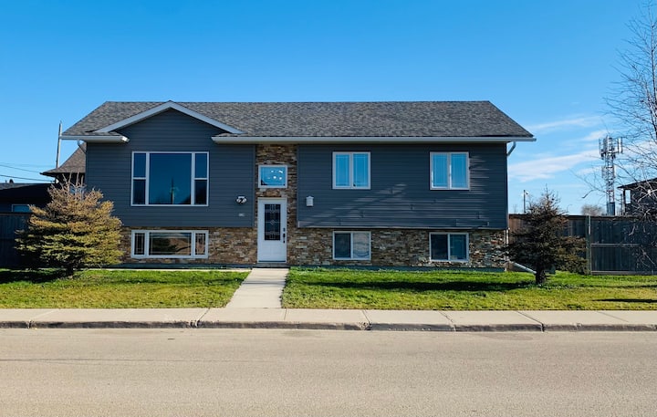Slavelake Guesthouse 1 - Slave Lake