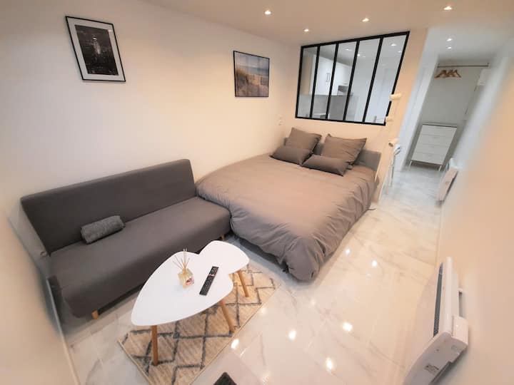 Charmant Logement Neuf Avec Jardin Privatif - Normandía