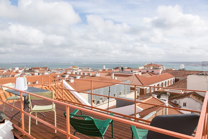 Rooftop Terrace @ Rosa - 리스본