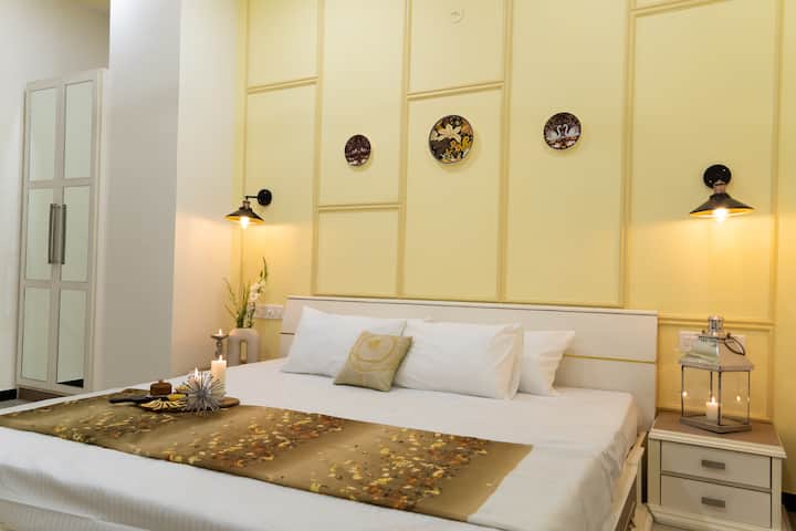 Royal 2 Bedrooms+ Kitchen - Jaipur
