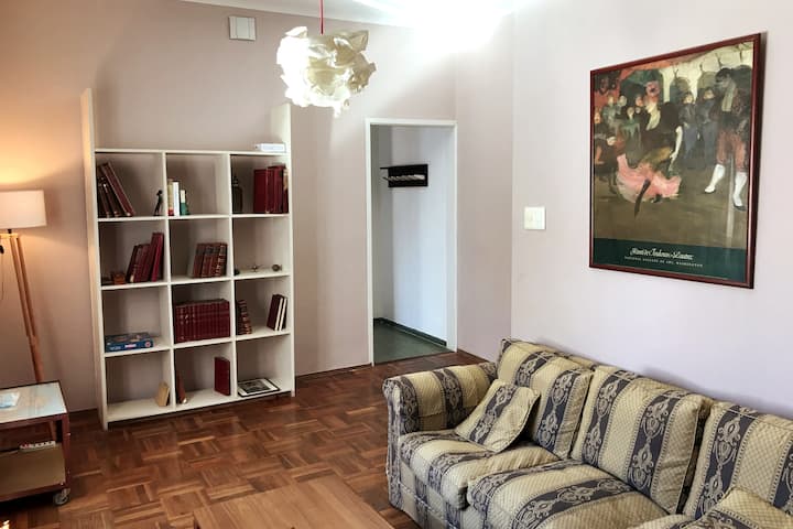 Casa Luminosa Y Amplia En Pocitos - Montevideo