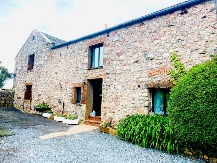 Welcome To Our Stunning Spacious Rooms - Eskdale