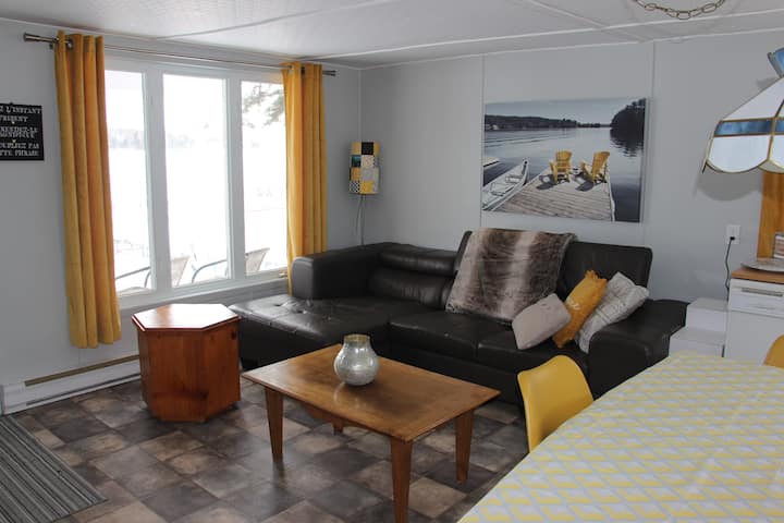 Petit Chalet Mignon Du Lac Du Huit - Thetford Mines