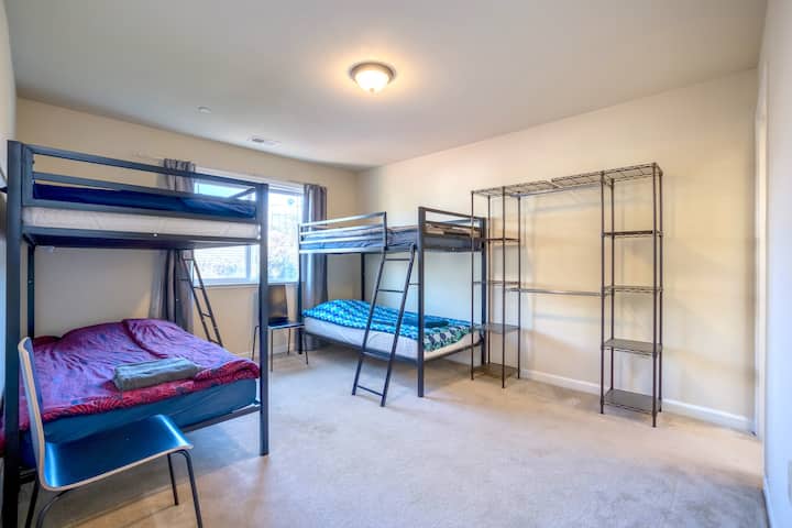 C4.4 Walking Distance To Bart. Shared. - San Francisco, CA