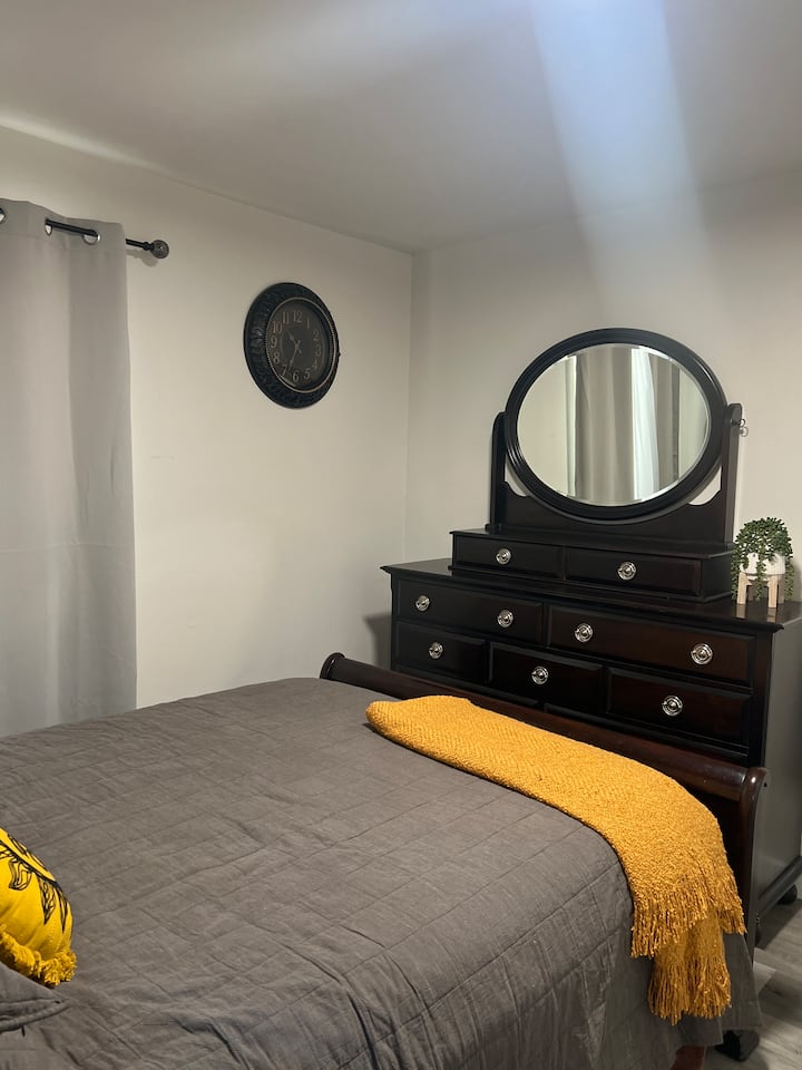 A Little Space To Relax - エルモンテ, CA