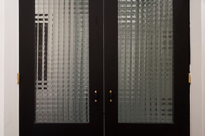 Praktik Garden - Economic Room - Barcelona