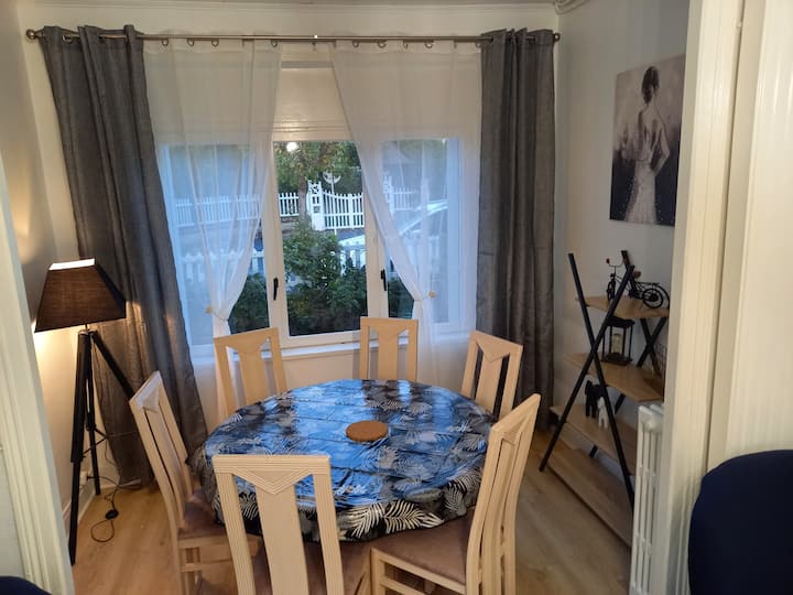 Agréable Maison à 2 Pas De La Mer Et De La Ville - Normandy