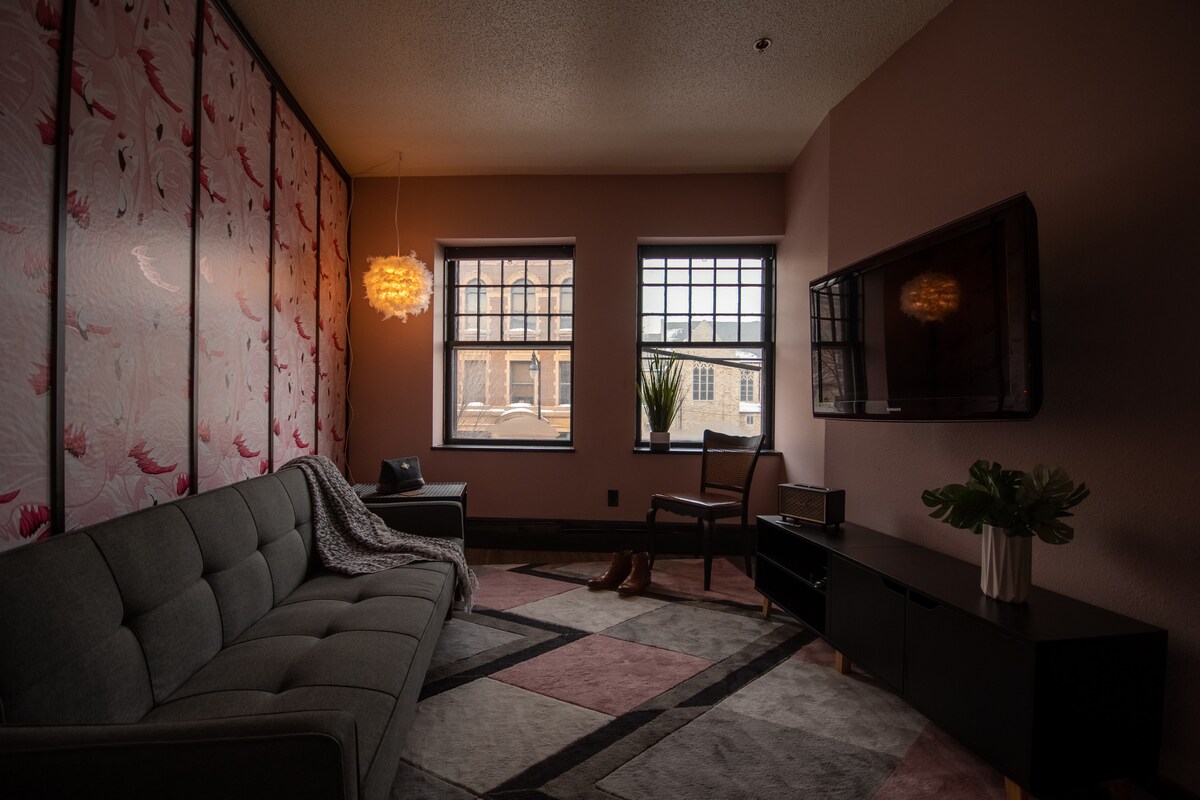 Fargo Apartment Vacation Rentals - North Dakota, United States | Airbnb