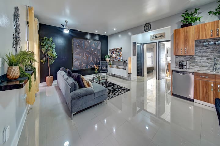 Stunning Classy Retreat | 5★ Dt Location |♛Hot Tub - Fort Lauderdale