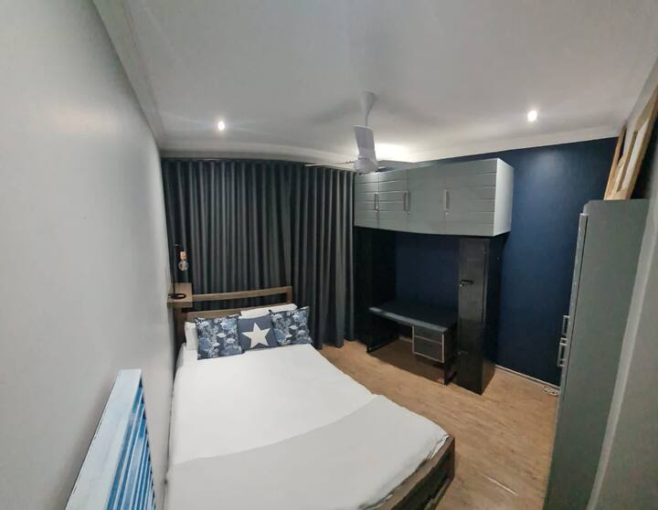4 Bedroom Home-pool And Beautiful See Views - Dolphin Coast