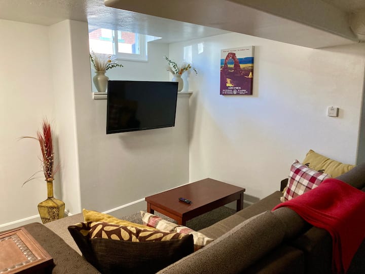 Heart Of Sugarhouse - Cozy 2bd/1ba - Salt Lake City, UT