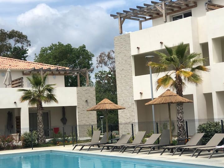 Bord De Mer, Appartement Neuf Et Cosy Avec Piscine - Corsica