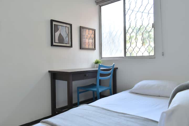 Depa Amplio Y Acogedor -Fundidoracintermex -Amaril - Monterrey