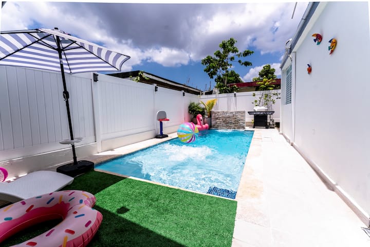 Beautiful Home, With Pool, 4 Hab. Game Room A/c,wf - プエルトリコ