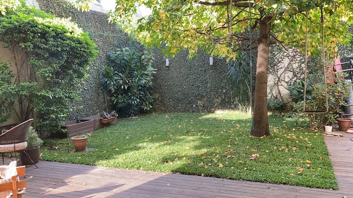 Hermosa Casa, Moderna, Simple Y Luminosa - Montevideo