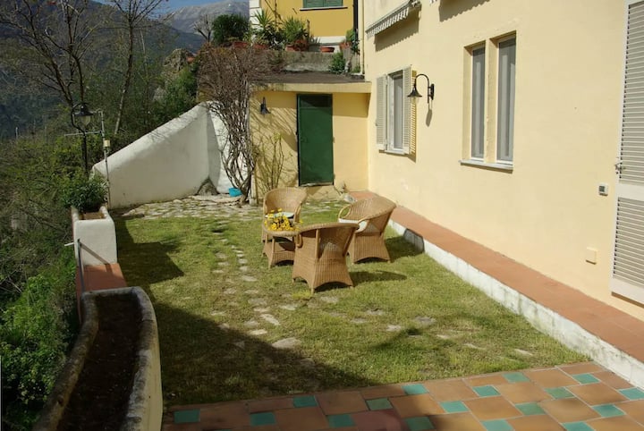 Appartamento Con Giardino E Bel Panorama In Centro - Maratea