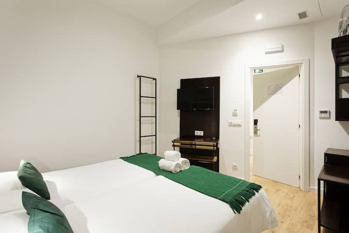 Double Room With Inner Courtyard - Barcelona