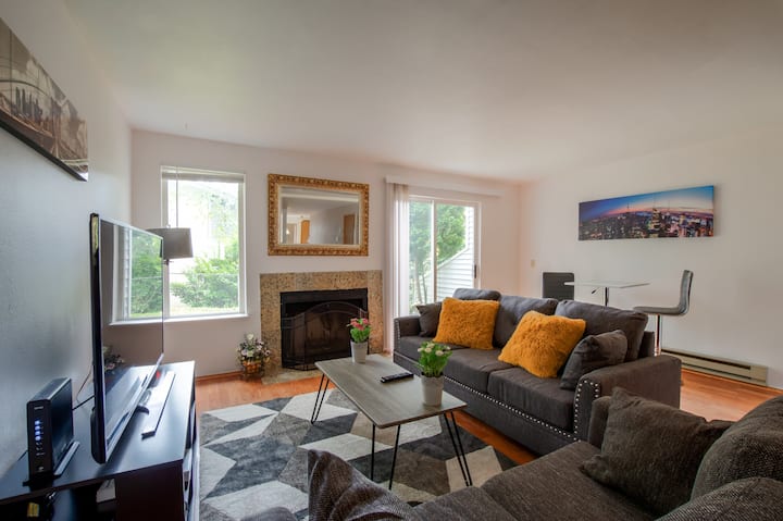 Private, Cozy, And Strategic Entire 2 Beds Th - Redmond