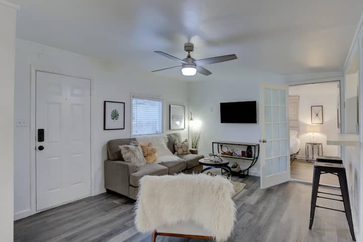 Tucker Guest House · Guest House Get Away! Essentials + Ideal Location - Memphis, TN