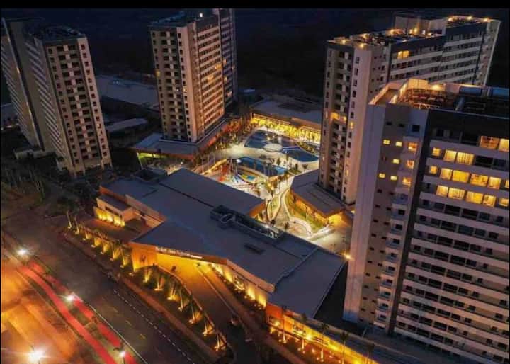 A Melhor Hospedagem Em Olimpia, Flat Com Piscinas - Olímpia