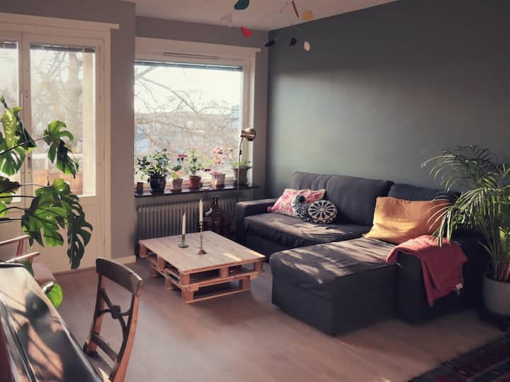 Lovely 2-bedroom Apartment At Hammarbyhöjden - Stockholm