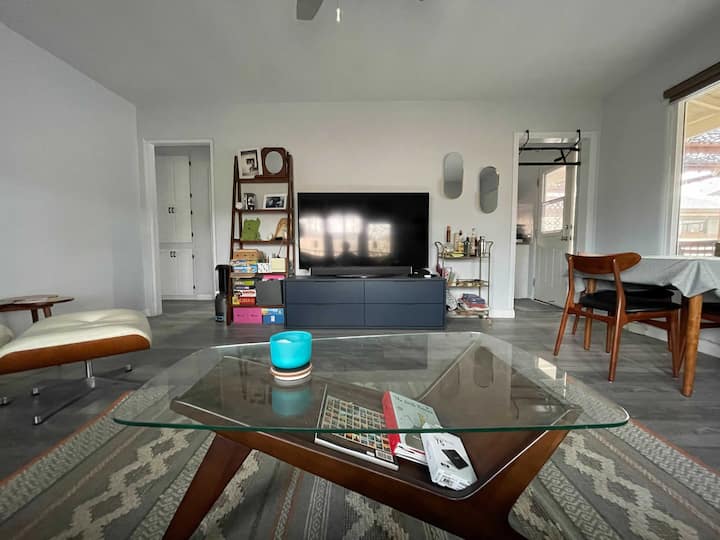 10min Walk To Beach, 2bed Oasis W/outdoor Living - Long Beach, CA