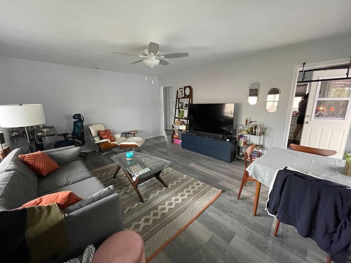 10min Walk To Beach, 2bed Oasis W/outdoor Living - Long Beach, CA