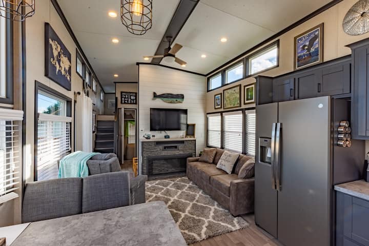 Not Too "Tiny Home" With Peekaboo Views - Port Angeles, WA