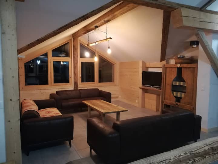 Appartement Typique 14 Personnes Dans Un Chalet - Châtel
