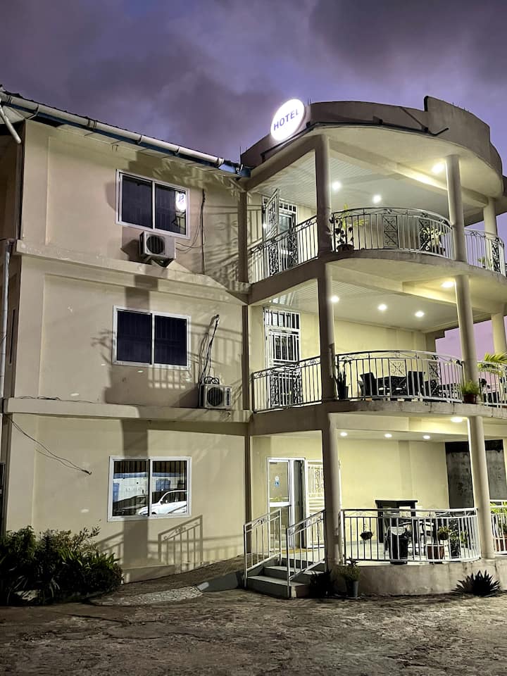 Sky Inn Hotel, 55 Wilkinson Road, Freetown Sl - Freetown
