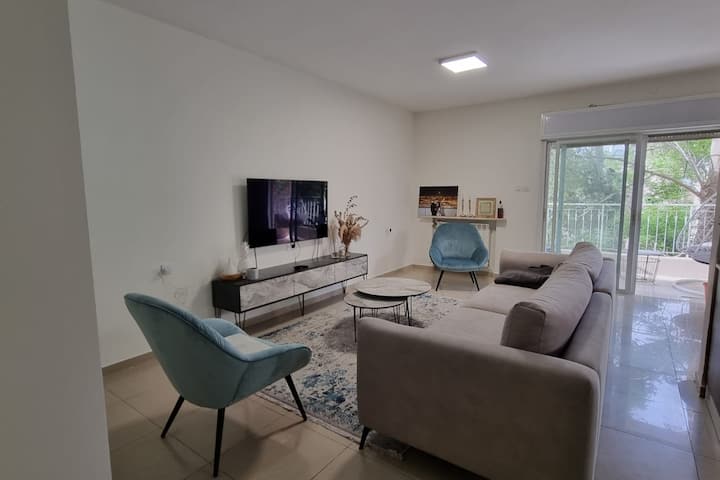 Lovely 3 Bedroom Kosher Vacation Home In Rehavia - Jerusalem