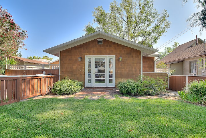 2br/2ba Cottage-style House In Pasadena - Pasadena, CA