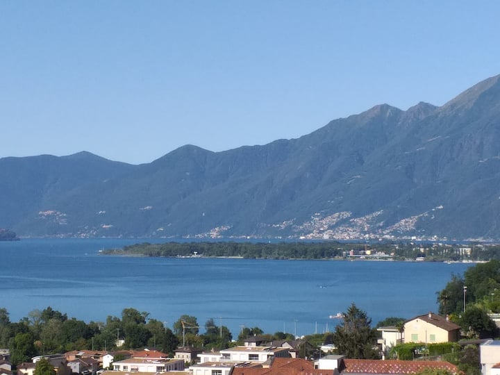 3,5 Zi-whg Mit Panoramaaussicht Auf Den Lago - Locarno