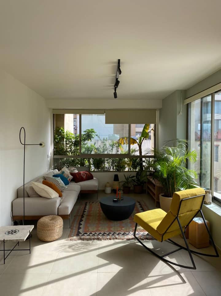 Modern Apartment In Mar Mikhael - Beirut