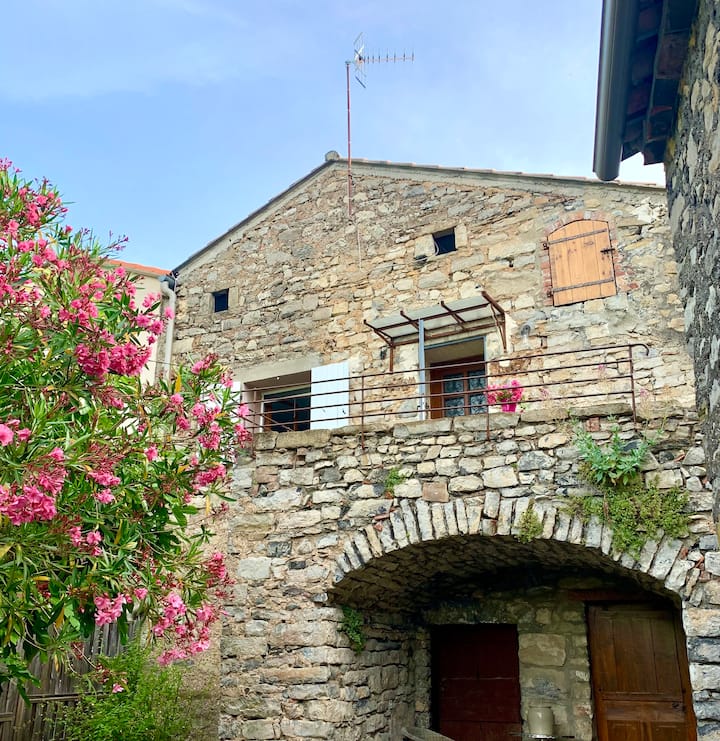 Maison Cévenole Dans Ex-magnanerie - Alès