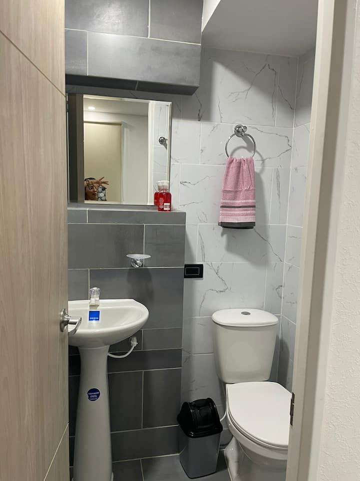 Moderno Apartamento Amoblado En Zona Centrica - Cúcuta