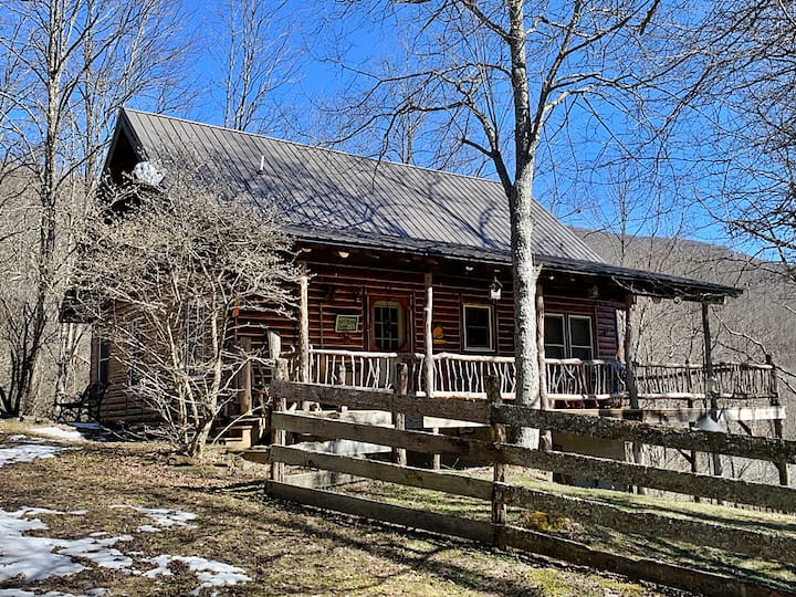 Log Cabin In The Woods At Snowshoe - "Blue Cloud" - Seneca State Forest, Dunmore