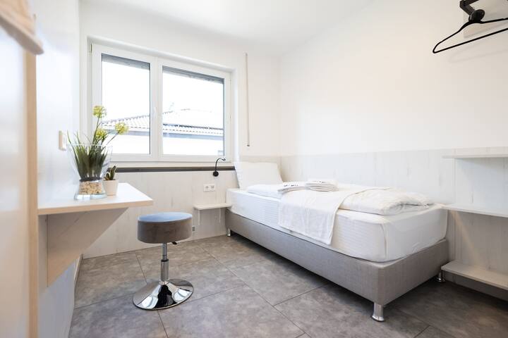 Staystay Guesthouse Einzelzimmer - Nürnberg