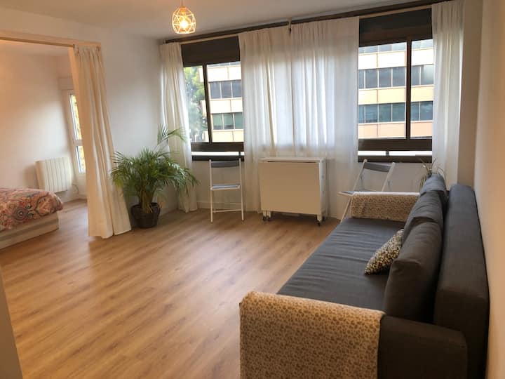 Estudio Junto A La Plaza De España - Séville