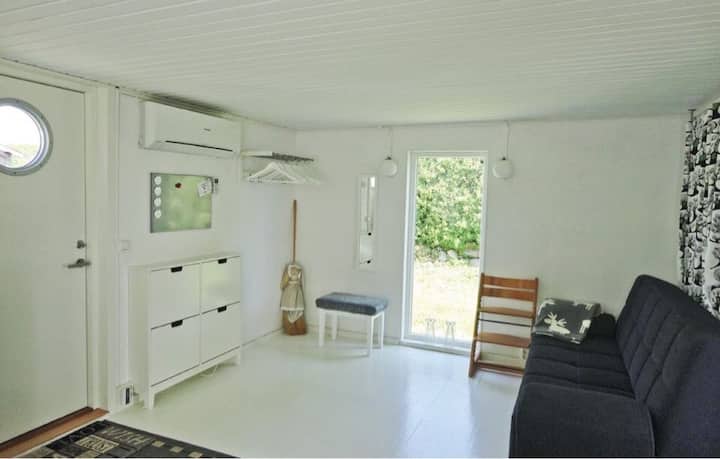 Fint Hus Med Panoramautsikt öVer Hav Och Fält - Ystad