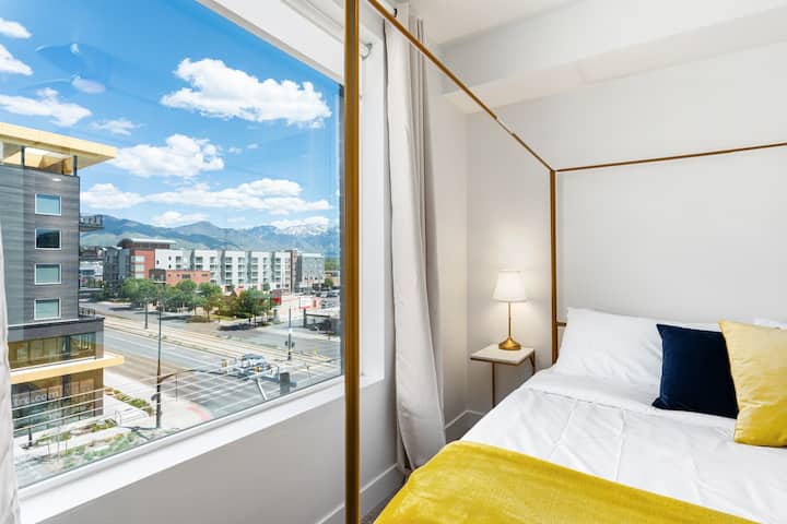 Luxury Apt. 6th Floor- King Bed Gym Prkg Pool New - Salt Lake City