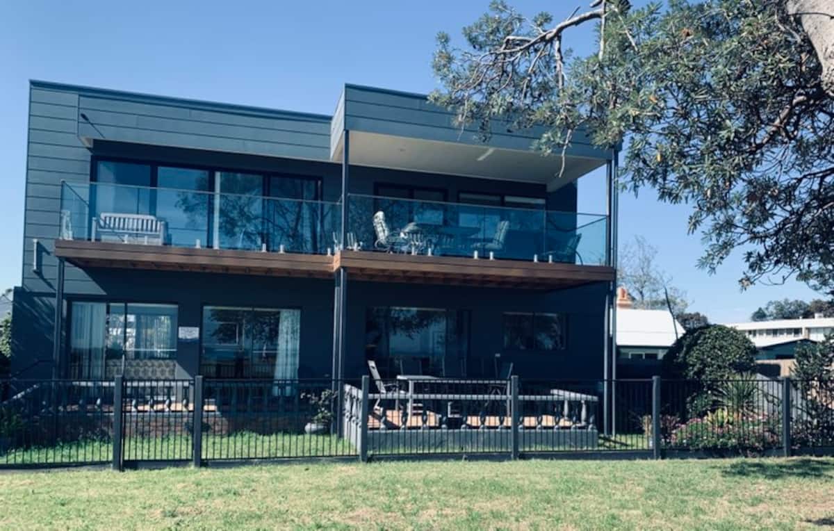 Torquay Beachfront holiday rentals - Victoria, Australia | Airbnb