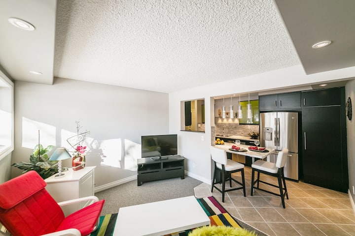 Luxurious 1bdr+den In-suite Laundry - Edmonton