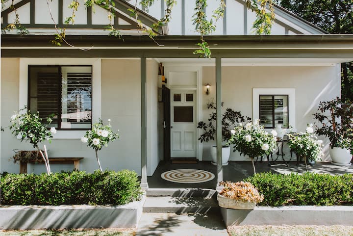 Mudgee Holiday Rentals & Homes - New South Wales, Australia | Airbnb