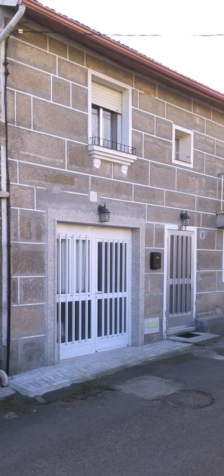 Alquiler Casa Rural, Acogedora, Dos Habitaciones. - Allariz