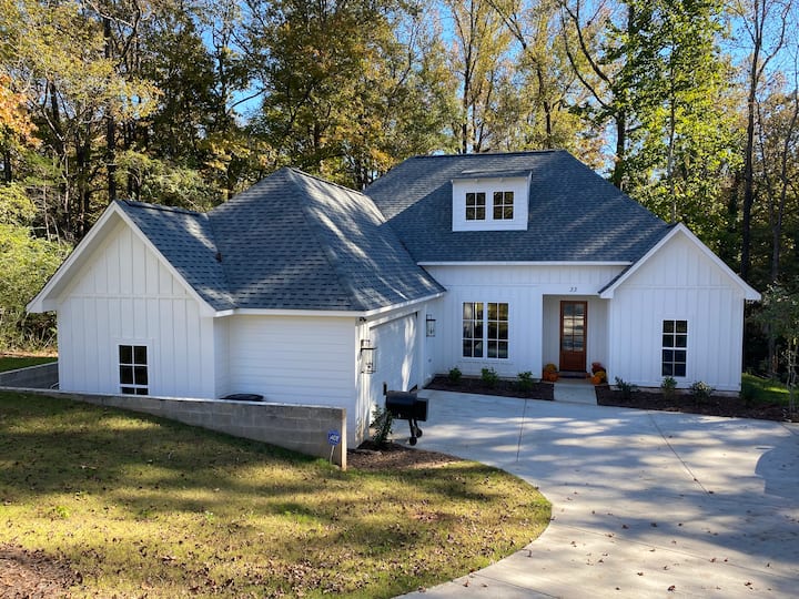 Wonderful Home With Spacious Outdoor Space. - Oxford, MS