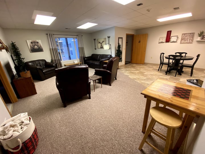 Cozy Full Apartment, 6 Blocks From Downtown - Walker, MN