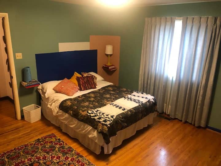 Private Room And Private Bath In Shared Home - Little Rock, AR