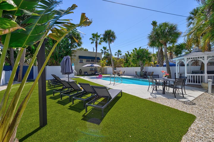 Apartment For 2 Guests - Siesta Beach, Florida