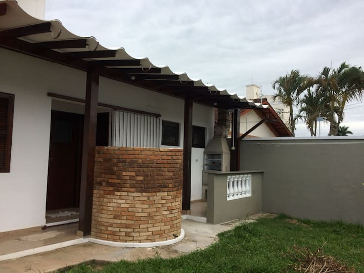 K4- Kitinet 180m (2 Quadras) Da Praia Martim De Sá - Caraguatatuba